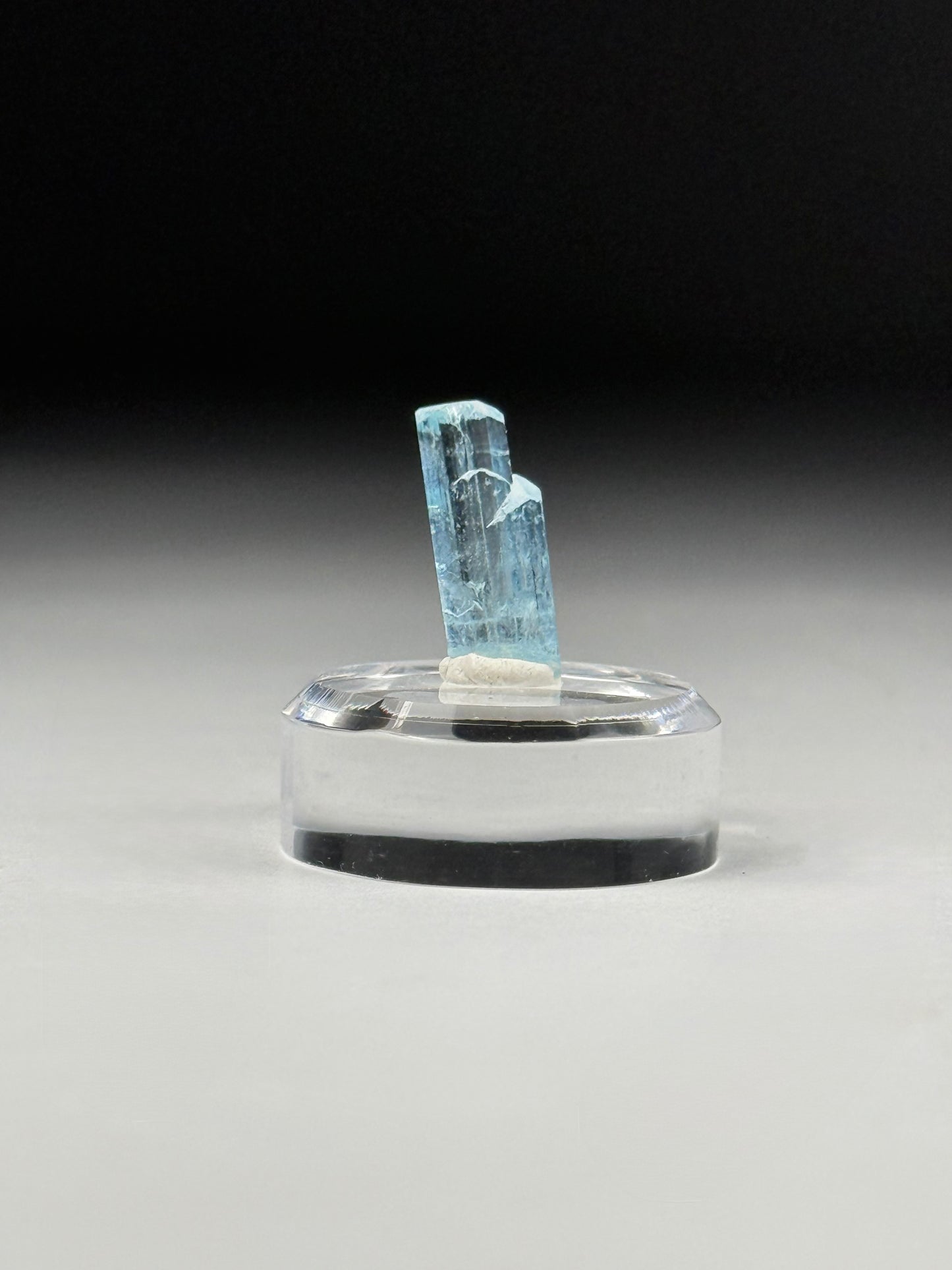 Aquamarine – Sterling Mineral Imports